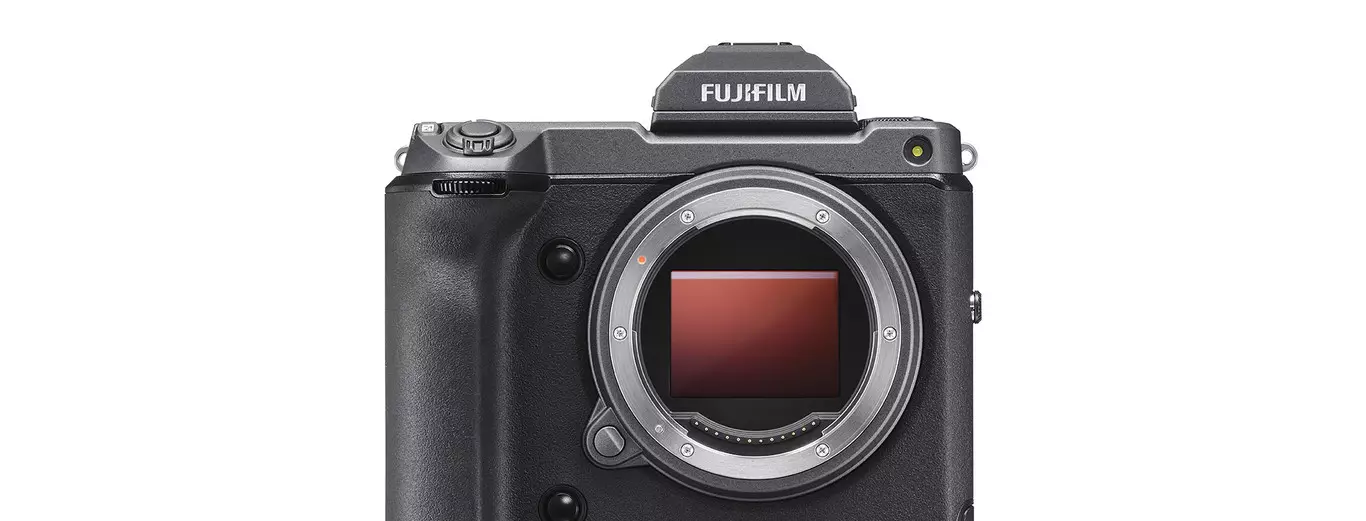 Fujifilm GFX 100: kapal penggedhe anyar saka X Series teka kanthi 102 megapiksel lan awak sing kuat