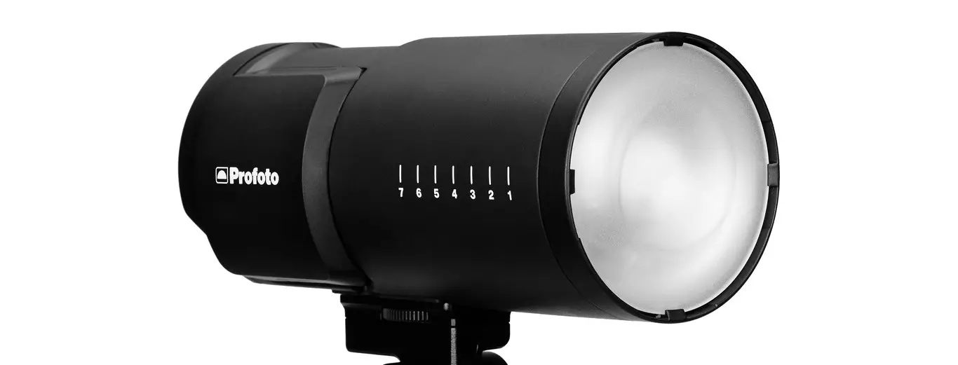 Profoto B10 Plus, новата верзија на мал студиски блиц