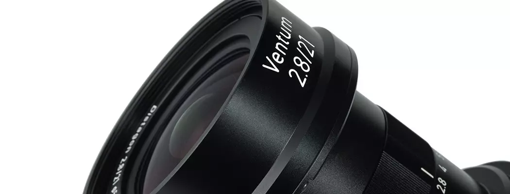 Zeiss Ventum 2.8 / 21: Lensa anu ringan sareng kompak énggal pikeun pencitraan industri.