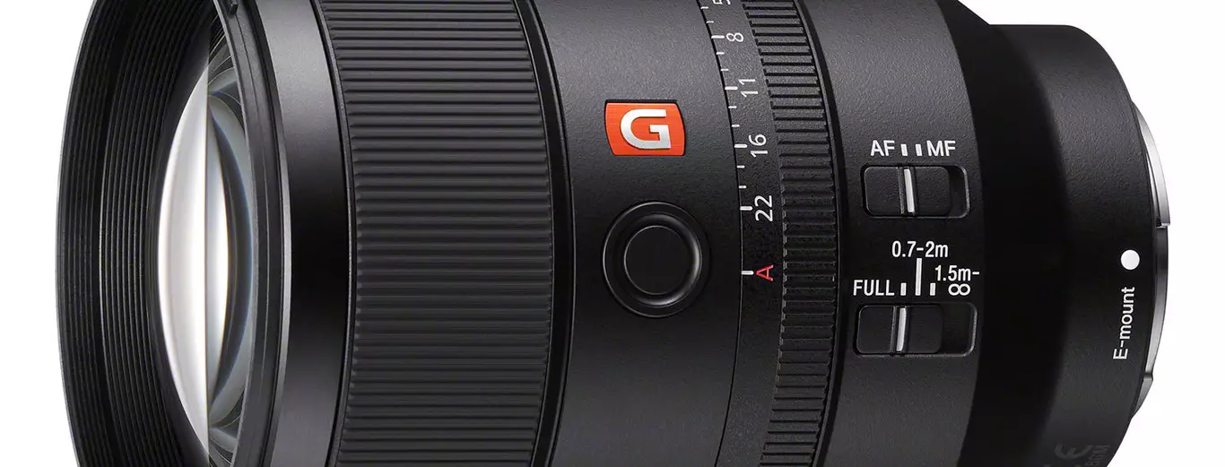 Sony 135mm F1.8 GM: Sony толук кадр камералары үчүн жаркыраган жаңы телефото линза