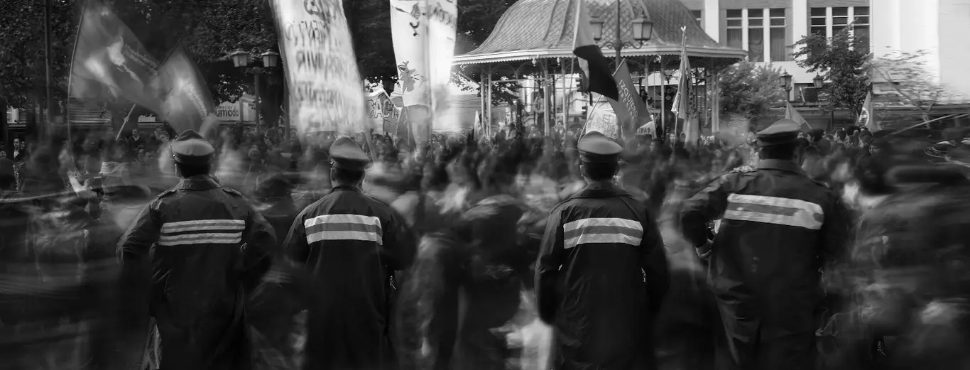 „Take the power”, fotografii foarte personale ale lui Eduardo Asenjo