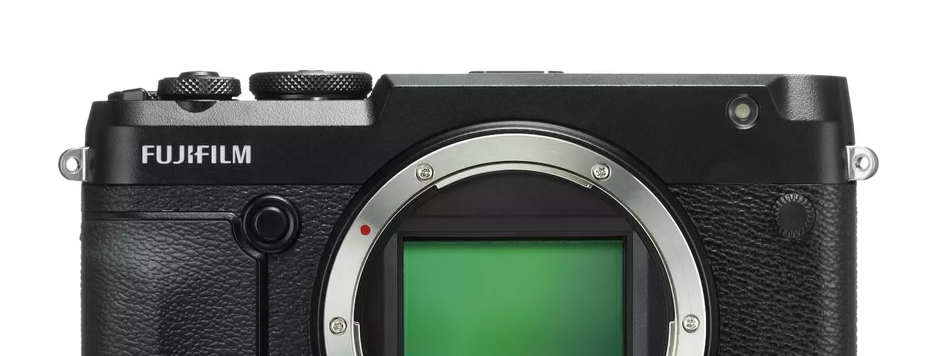 Fujifilm GFX 50R: novi član serije X srednjega formata in razvoj