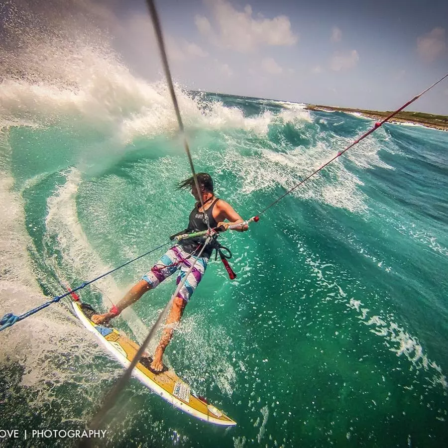 Ένας δεύτερος από την Pipa στην κατηγορία αθλημάτων Αιχμαλωτίζοντας το Surfing στην Ανγκουίλα από τον Thierrydehove