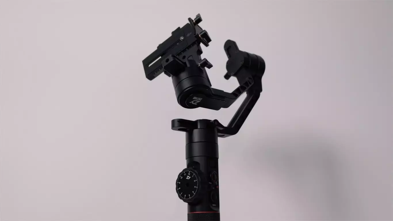 Zhiyun ڪرين 2 2