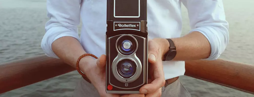 The Rolleiflex is back: Rolleiflex Instant Kamera