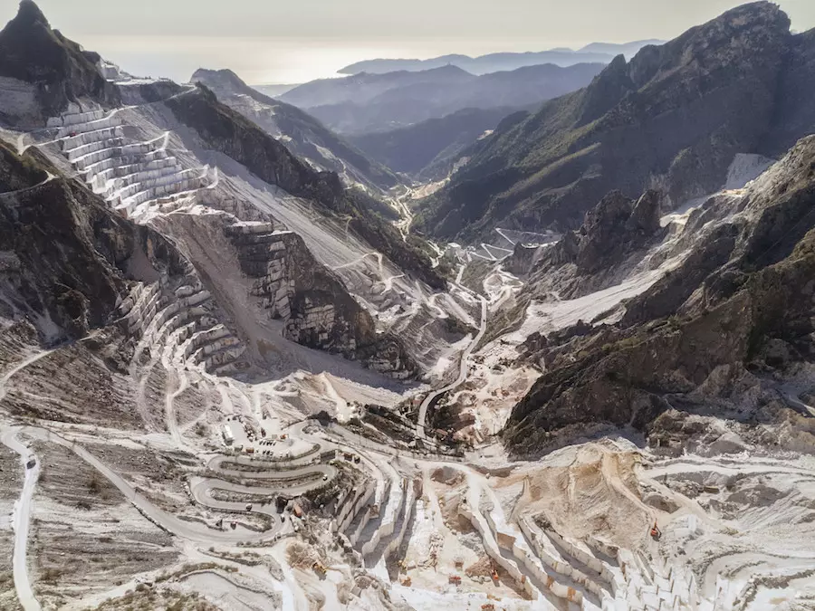 Ак алтын, Лука Локателли. Sony World Photography Awards 2018.