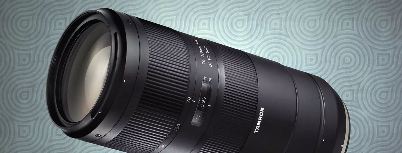 Tamron 70-210mm F/4 Di VC USD Telezoom ya FF Canon ndi Makamera a Nikon