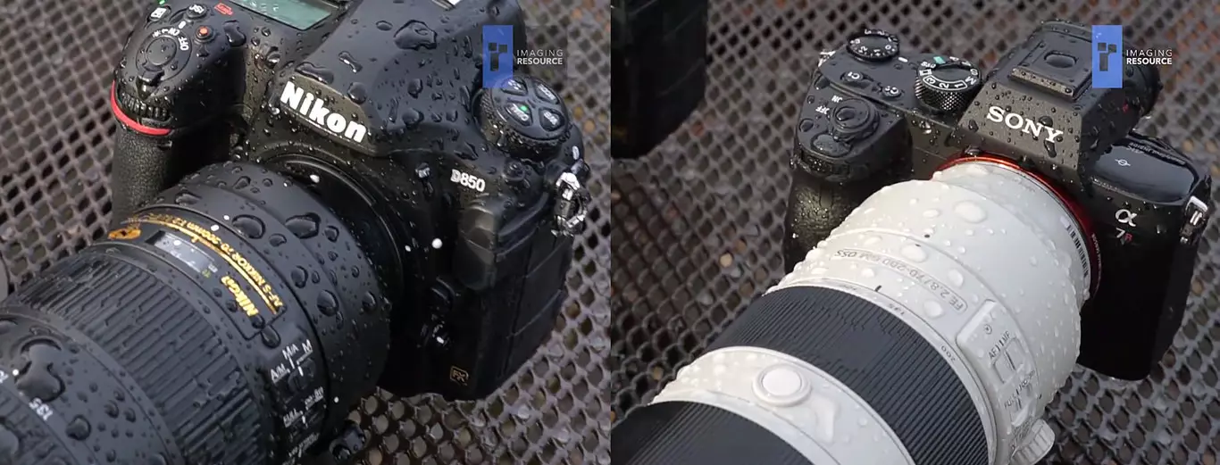 A vedação da Nikon D850 e da Sony A7R III testada em um vídeo