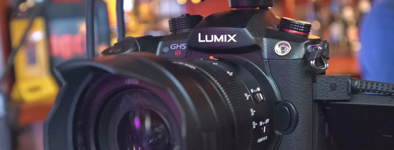 Panasonic Lumix GH5S, detaljer og kontakt med den nye spejlløse til video