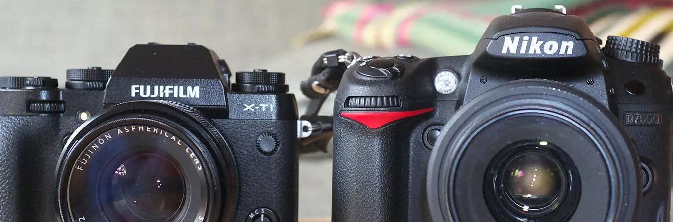 Kamera pertama saya: Mirrorless atau SLR? mana yang paling cocok?