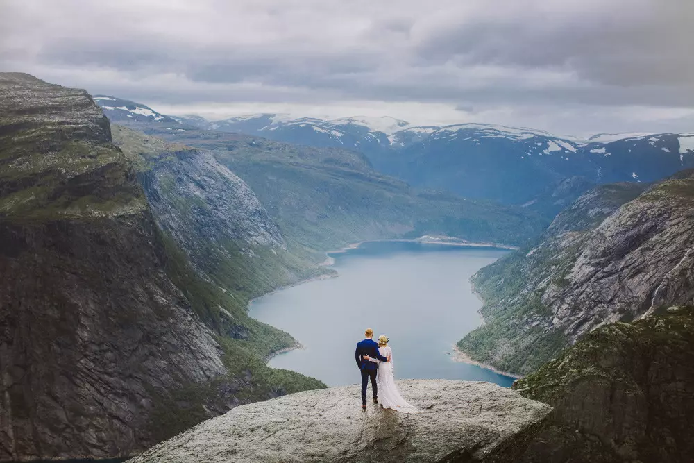 Trolltunga Hochzäitssession Priscila Valentina 14