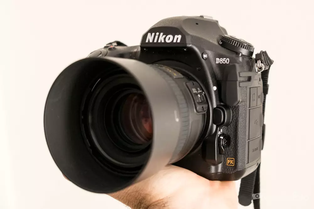 Nikon D850 ၄