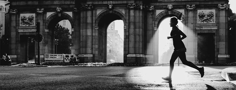 Entèvyou ak Nacho Gil, fotograf lari e otè liv 'Flâneur'