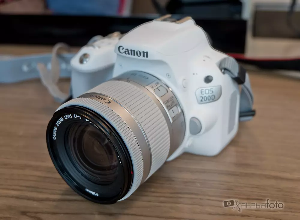 Canon EOS 200D, informasi lan kontak karo SLR wiwitan anyar 5547_17