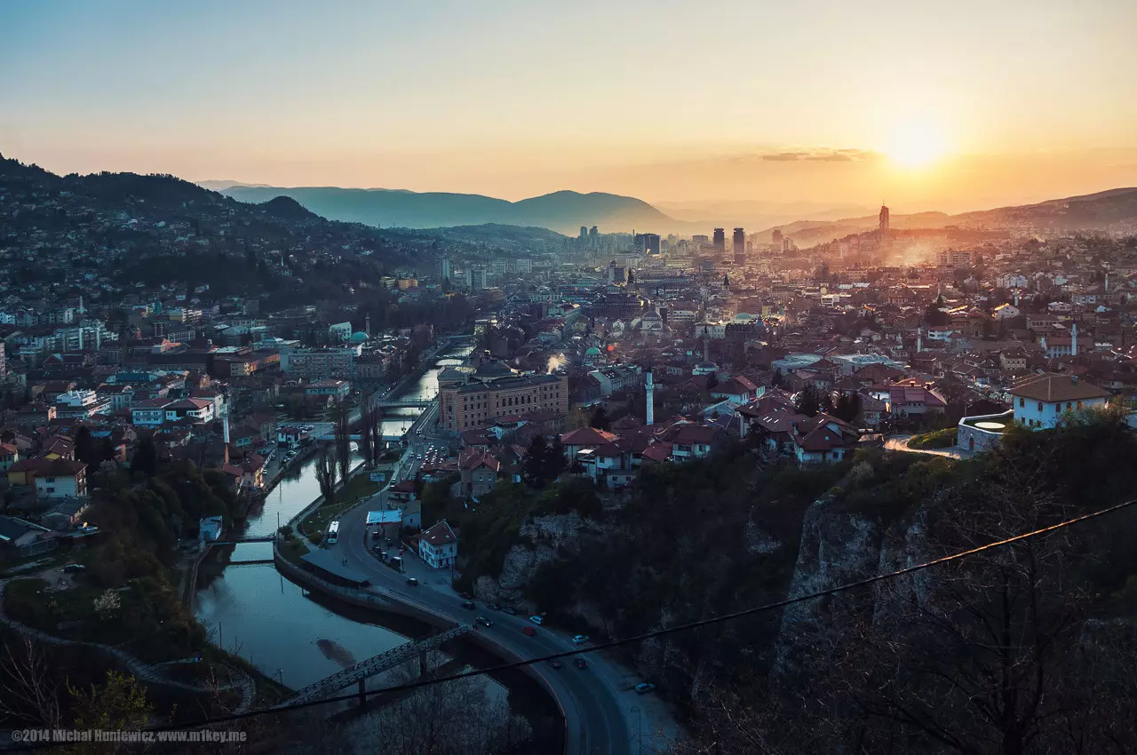 Kvin lokoj por preni malsamajn fotojn ĉi feriojn 5566_16