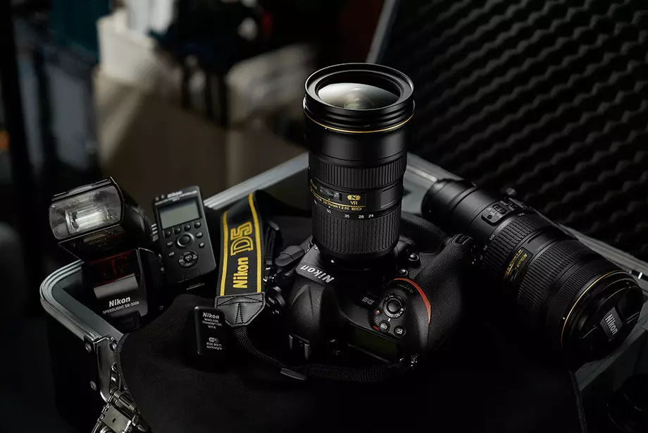 Nikon D5 Abiadura Handiko Datuen Transferentzia Originala