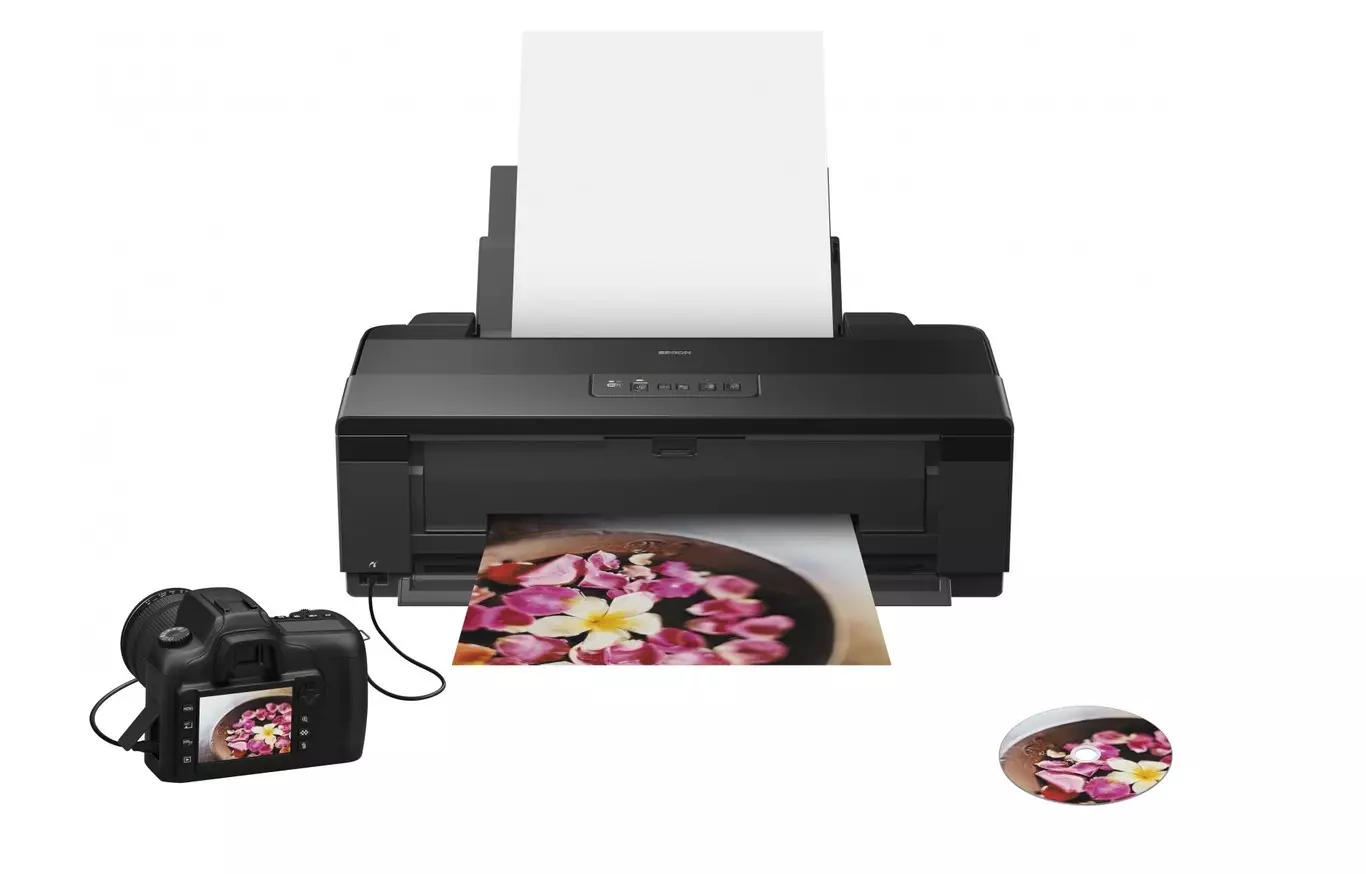 Epson भी प्रिंटर ब्रांडों में से एक है जो अभी भी सक्षम फोटो प्रिंटर की पेशकश की परवाह करता है और इस मामले में हम Epson Stylus Photo 1500W के बारे में बात कर रहे हैं। के साथ