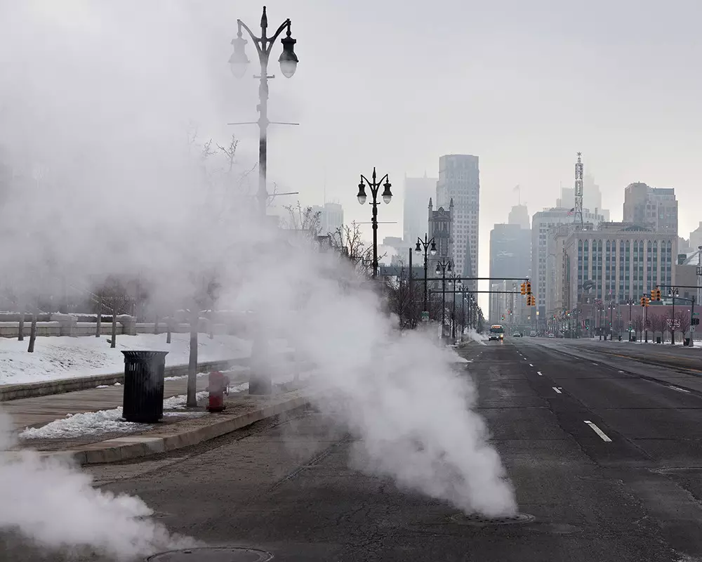 'Detroit', Jennifer Garza-Cuen fotograferer den dekadente bilmetropolen