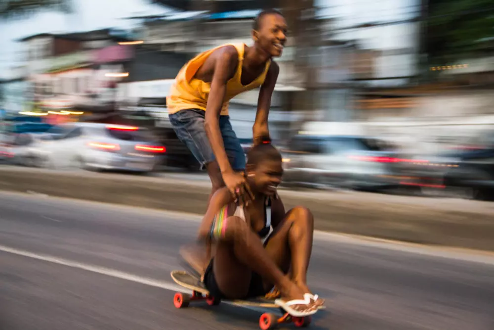 Avenida Brasil 小号休闲日 840x560