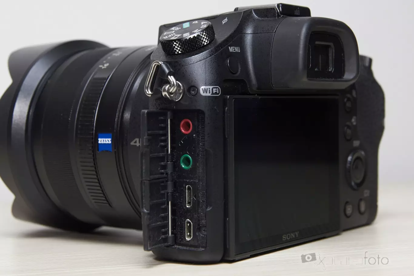 Sony Rx10 Ii Xatakafoto Compact Camera 7