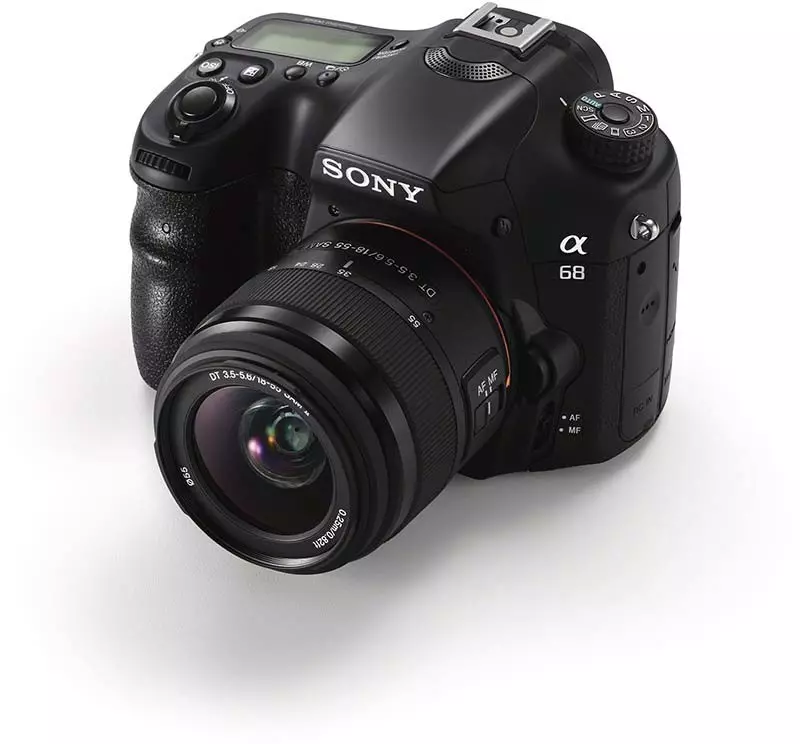 Sony dia manolotra α68 4D Focus Camera mifanaraka amin'ny A-Mount Lenses