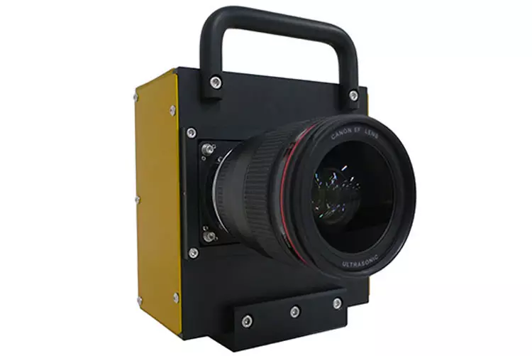 Prototipo di fotocamera dove montare il sensore da 250 megapixel