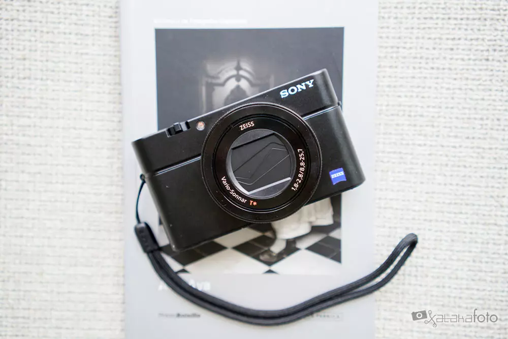 Sony rx100m4 1