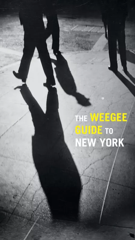 Panduan menarik ke New York melalui foto Weegee (kurang dikenali).