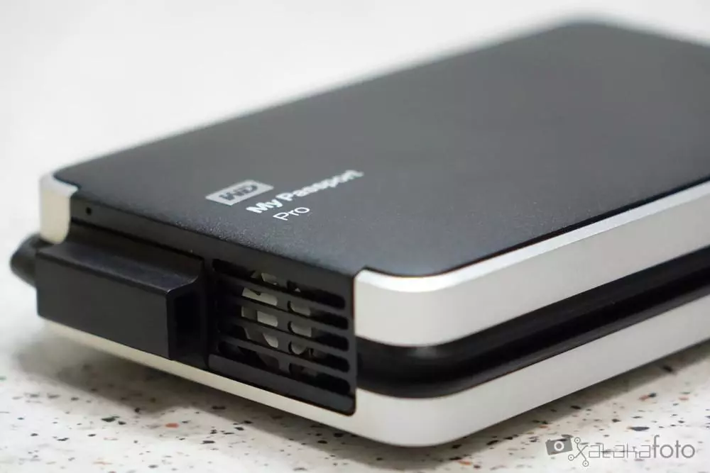 Disque dur portable Western Digital My Passport Pro 2 To avec interface Thunderbolt - Critique