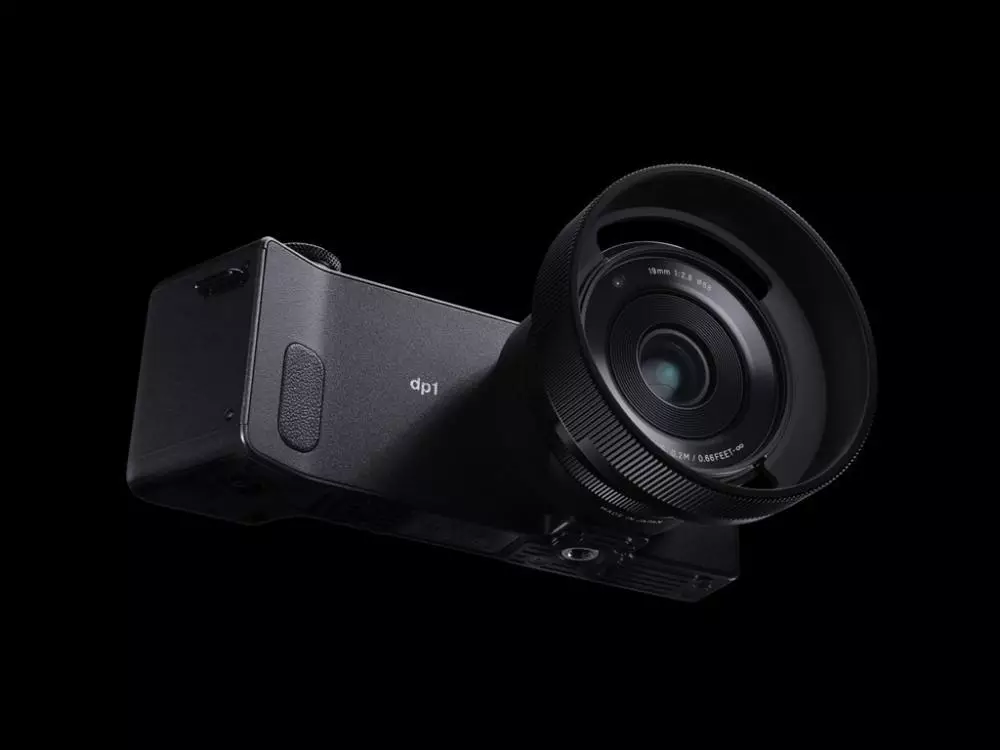 SIGMA DP1 Quattro、第4世代のFoveonセンサーとより角度のある