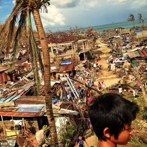 Bagyong Haiyan, ni David Guttenfelder