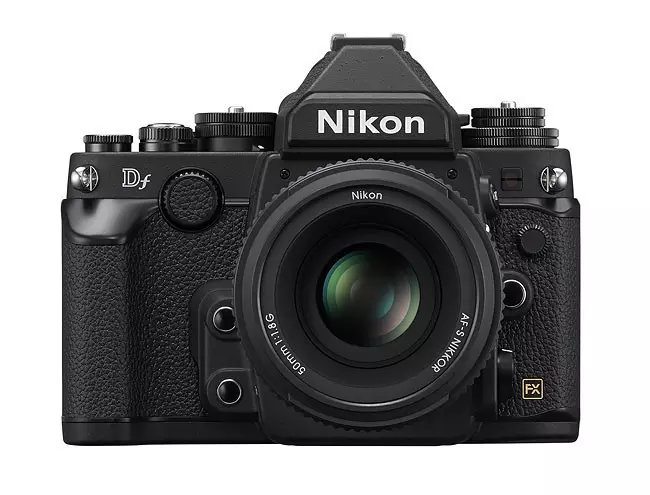 Nikon Df - farge svart - sett forfra