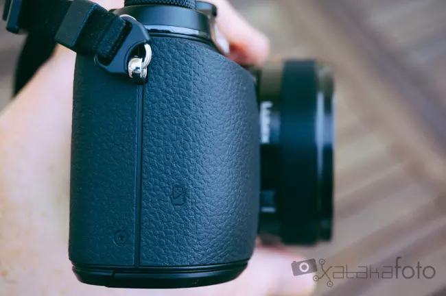 Lumix GX7 NFC |