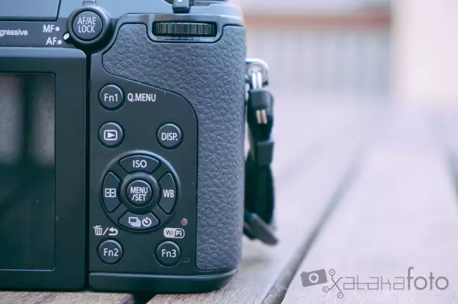 Lumix GX7 басқару элементтері