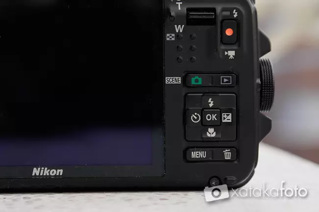 Nikon Coolpix AW110 পর্যালোচনা